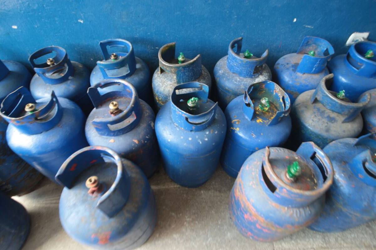 Bajan los precios de combustibles y gas propano