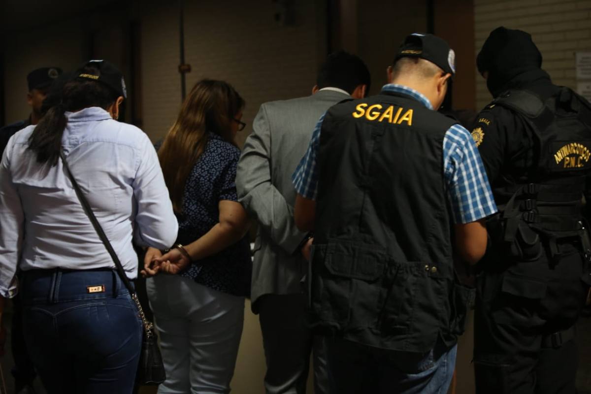 Capturan a trabajadores del MP cuando pretendían recoger paquete con dinero