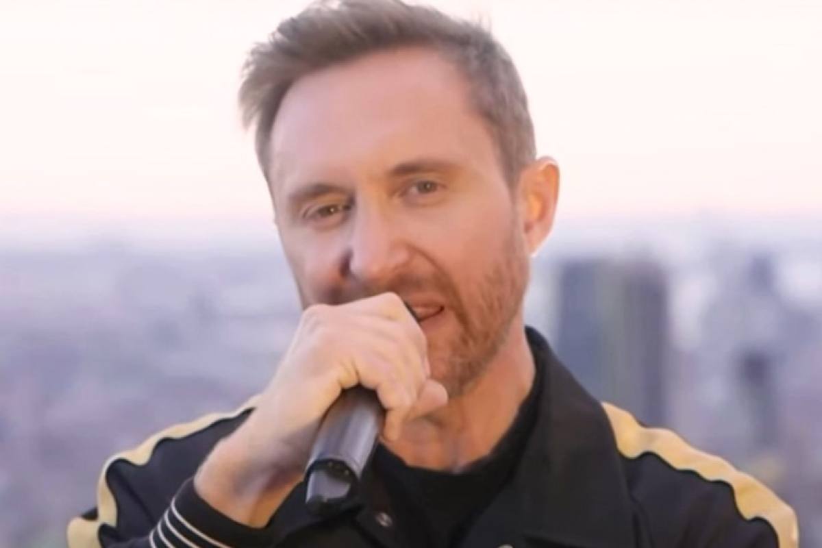 David Guetta realiza homenaje a George Floyd pero lo tachan de "racista"