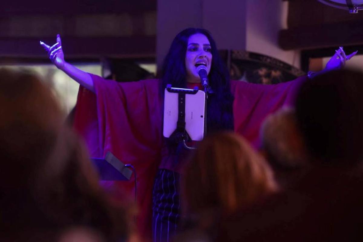 Marian Corzo lanza álbum emotivo en el que le canta a Guatemala
