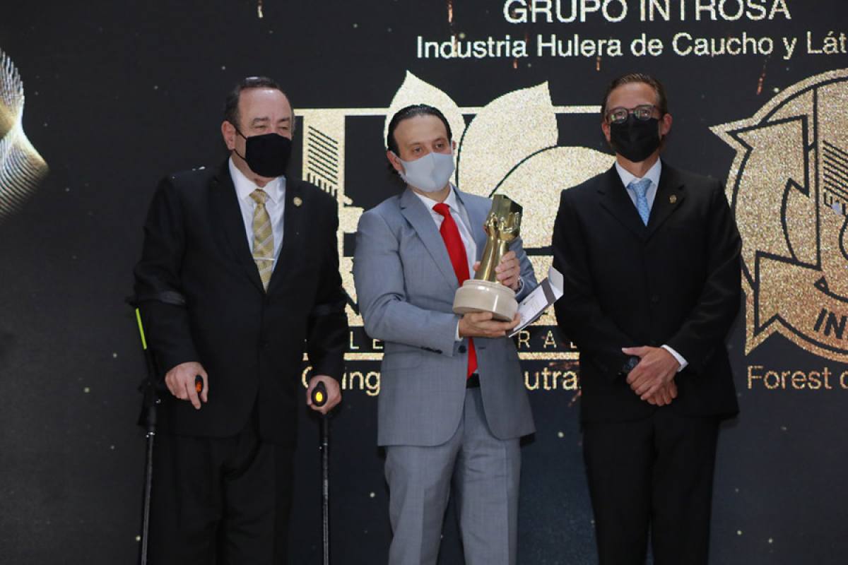 La empresa Grupo Introsa se lleva el Galardón del Año 2021