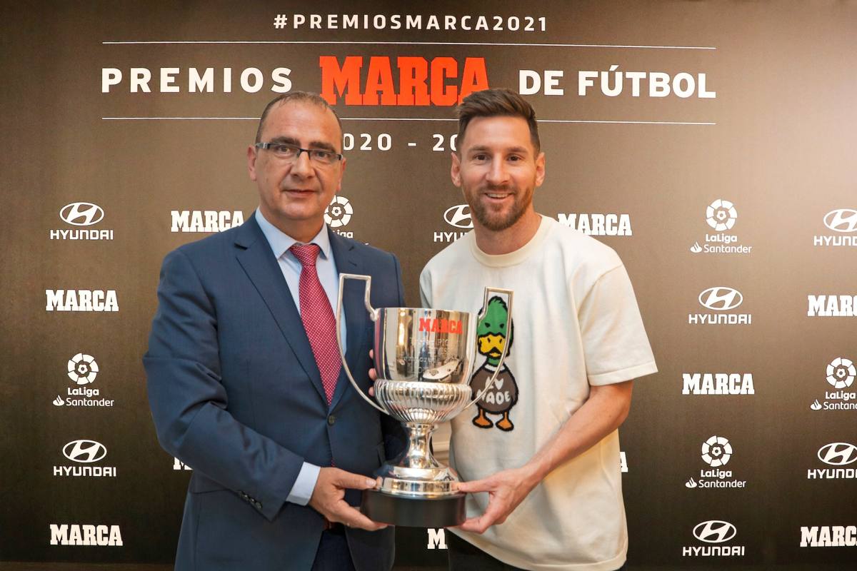 VIDEO. Leo Messi recibe su octavo "Pichichi" como máximo goleador de La ...
