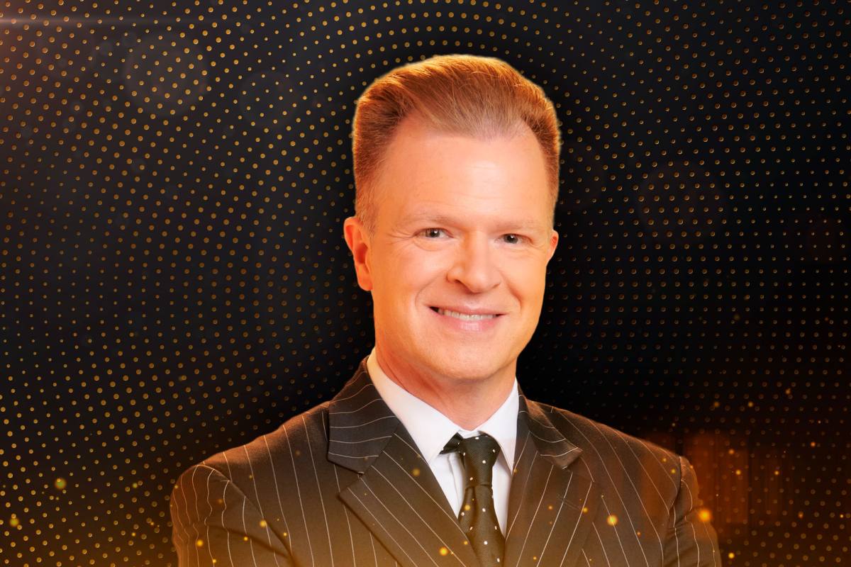 Arturo López Gavito presume amor con una actriz que antes era hombre