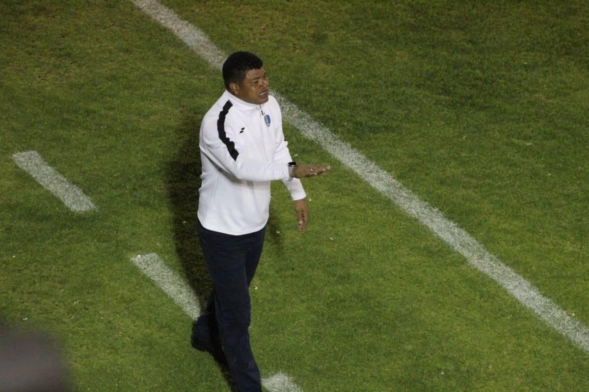 Ronald Gómez cree que Santa Lucía debió llevarse el triunfo ante Xela