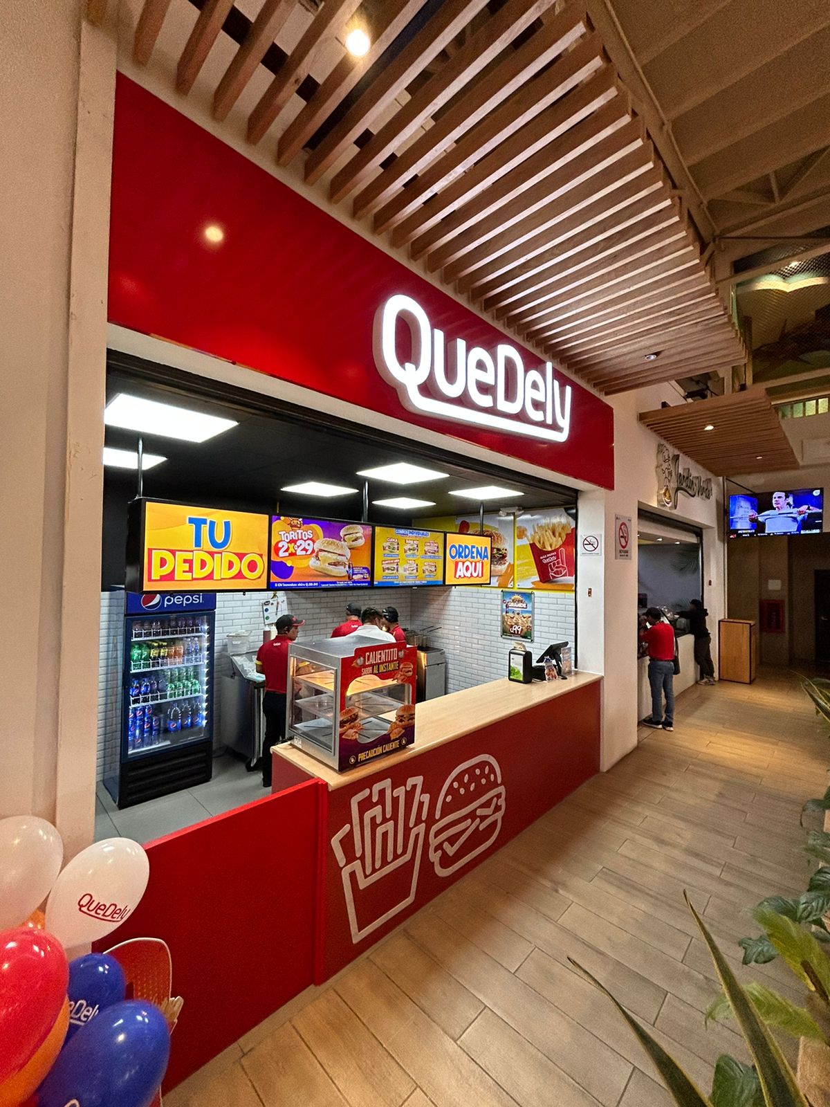 Quedely celebra su primer restaurante con menú en Qeqchi