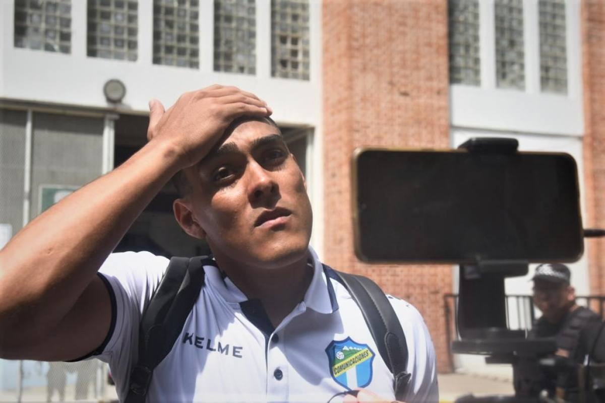 Erick Rivera: "Este equipo es el más grande y merece estar arriba"