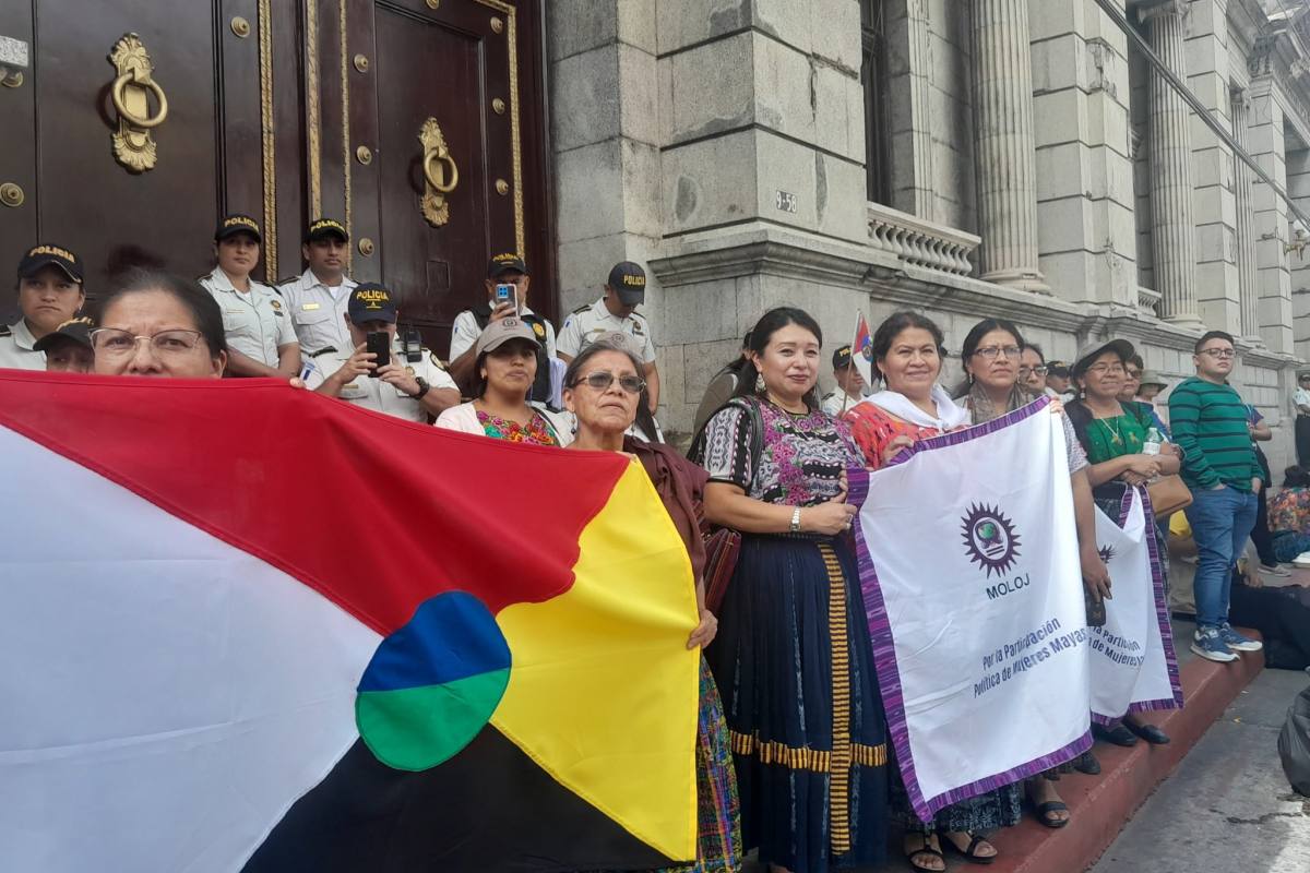Asociación Moloj enfatiza que acciones del MP socavan la democracia