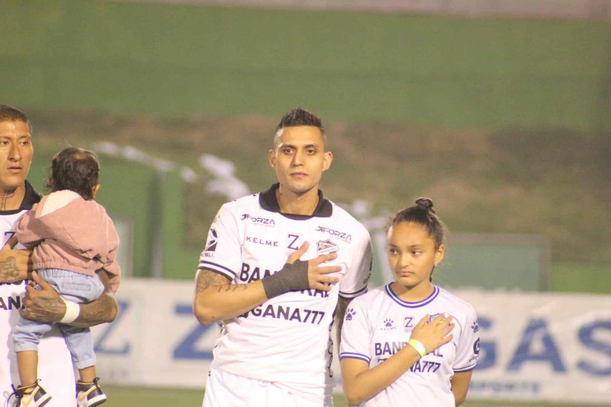 Discusión Jorge Aparicio y Darwin Torres clásico 328 abril 2024