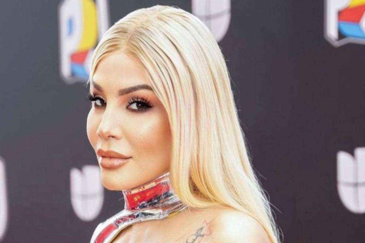 Ivy Queen estrambótico vestuario Premios Juventud julio 2024