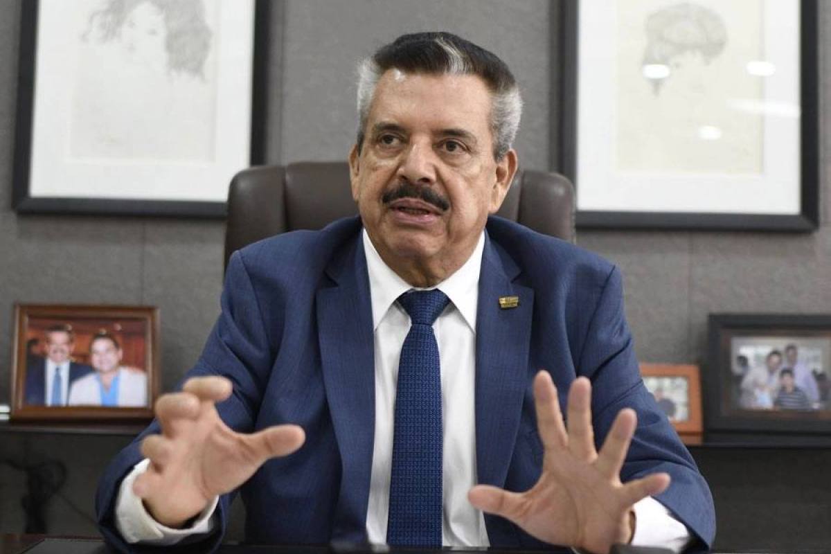 Edgar Archila Marroquín: hoja de vida, logros y condecoraciones