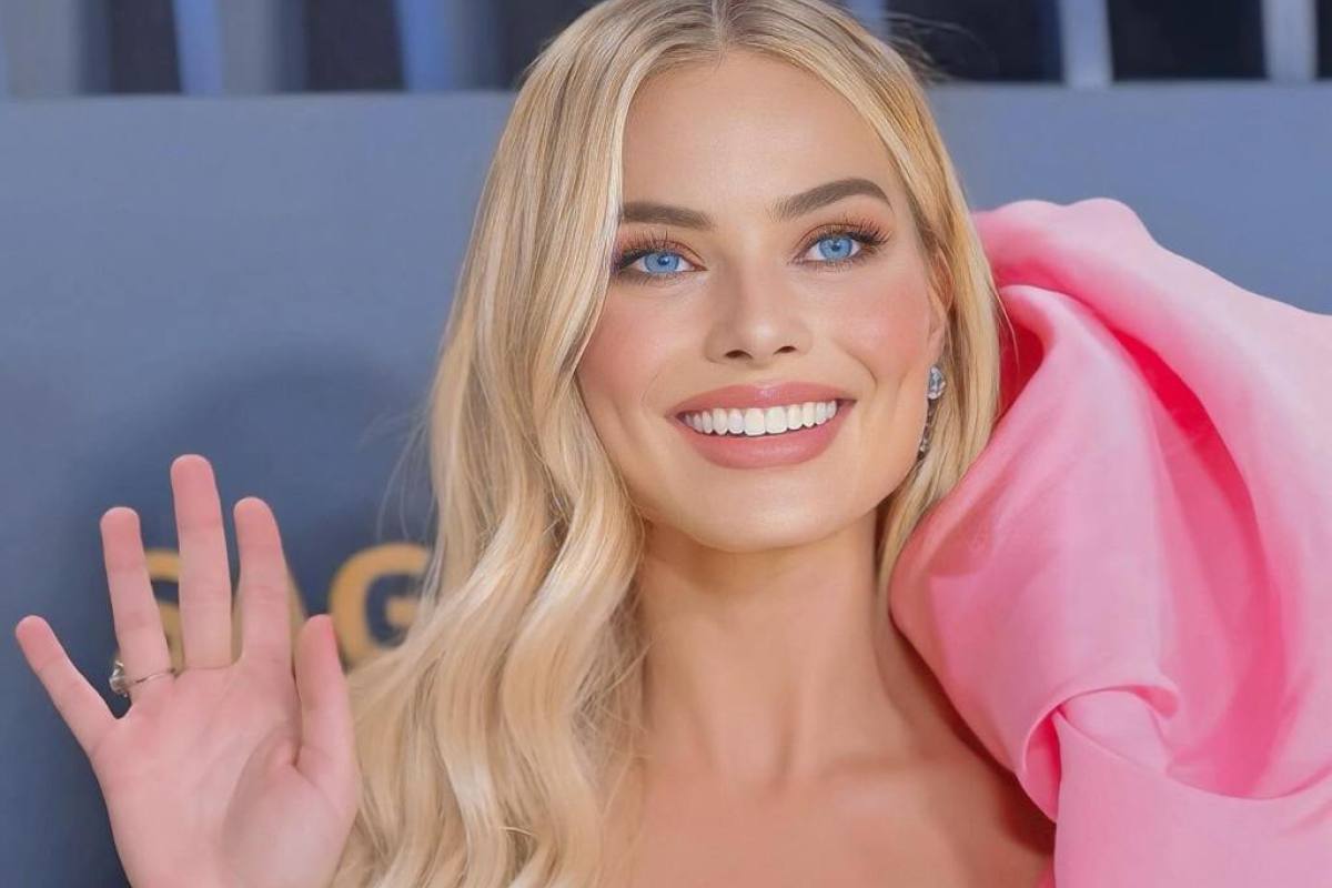 Margot Robbie luce su embarazo durante sus vacaciones
