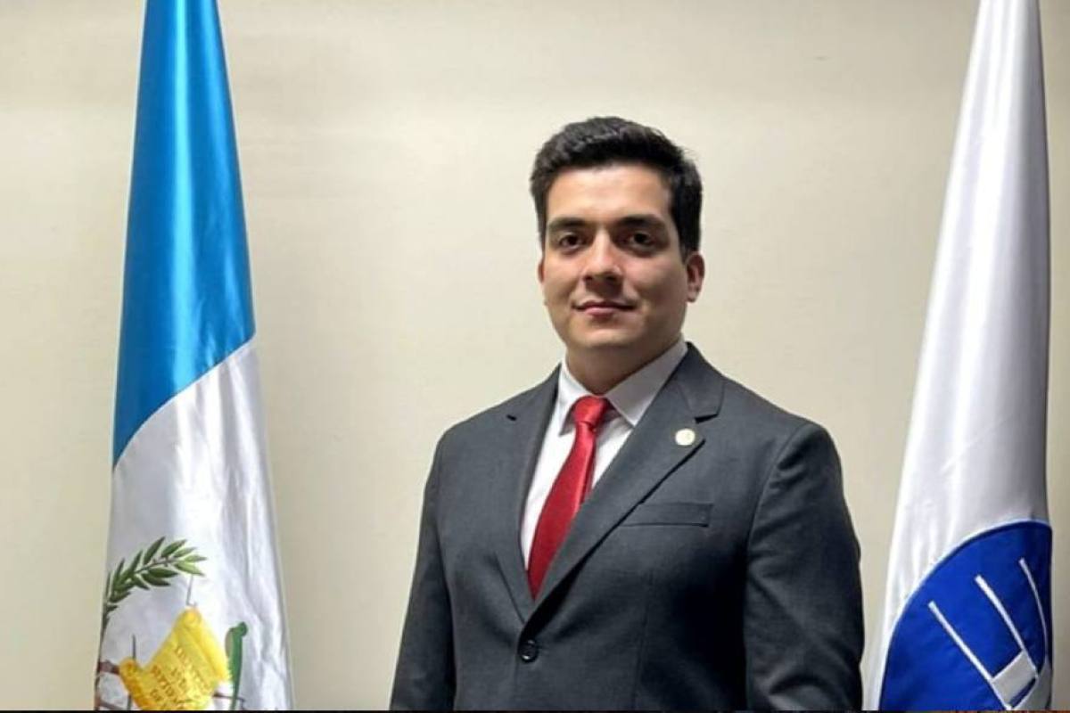 Óscar José Chávez Valdez es nombrado gerente del INE