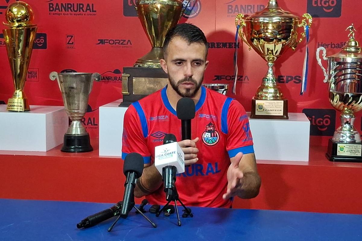 Rodrigo Saravia disputó su primer clásico con Municipal