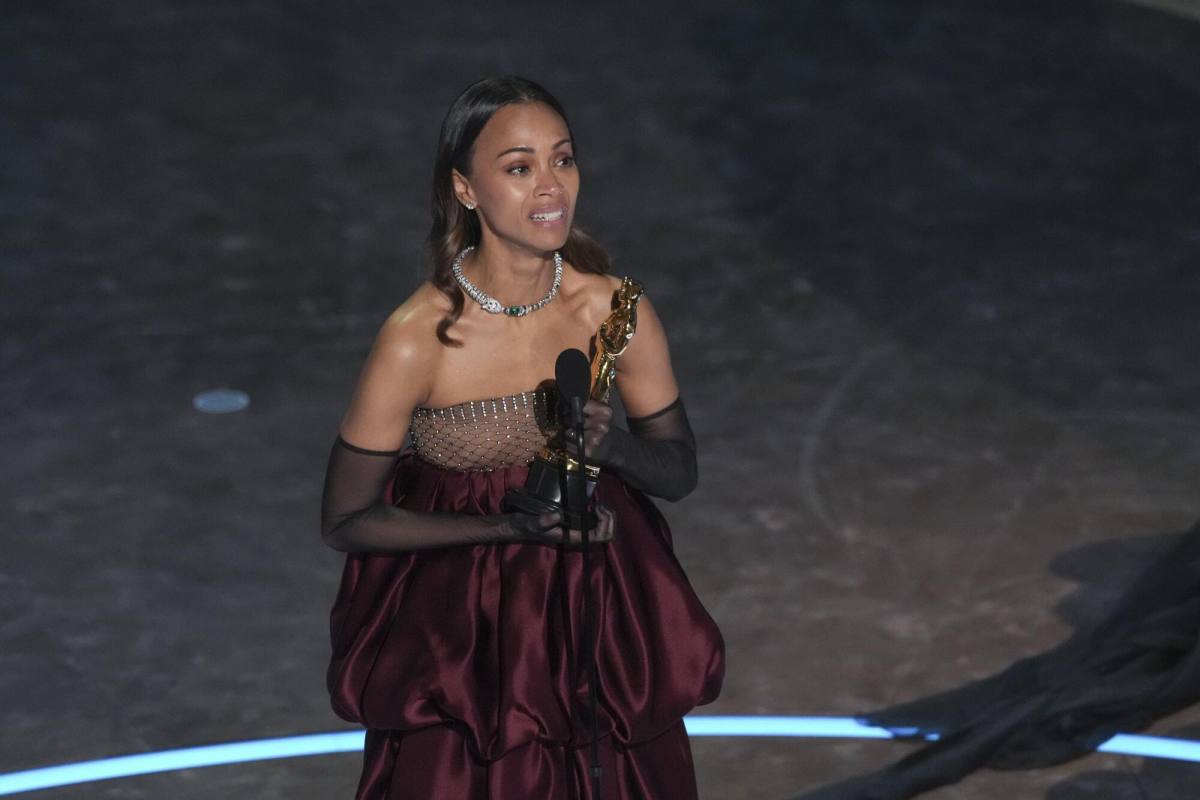 Zoe Saldaña: 2da Actriz Más Taquillera de Todos los Tiempos