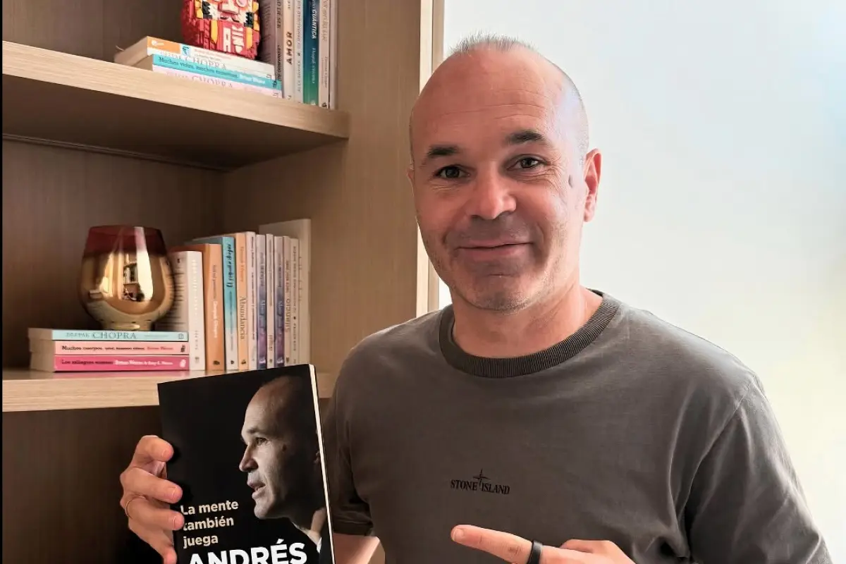 Andrés Iniesta anuncia el lanzamiento de su libro