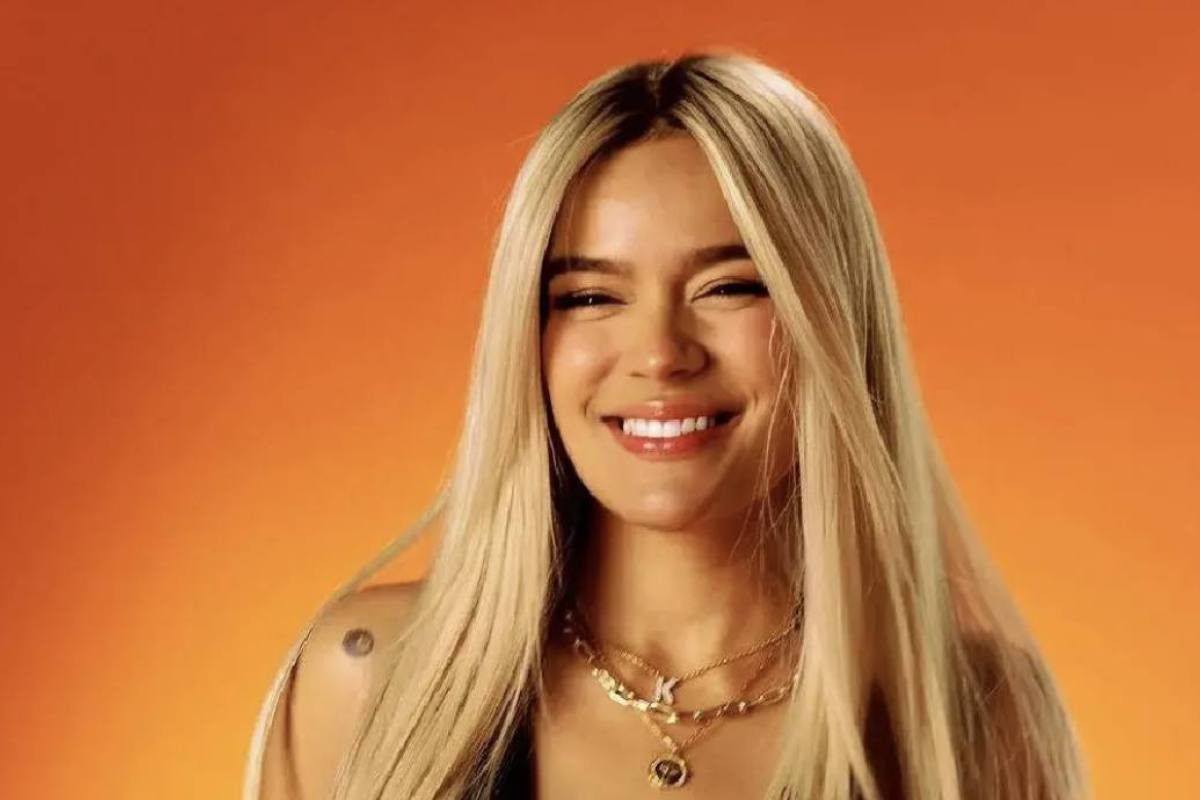 Karol G Lanza Tequila '200 Copas': Precio y Detalles