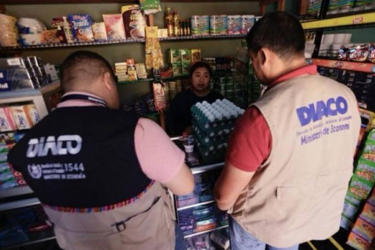 Diaco verifica precios justos en Santa María de Jesús