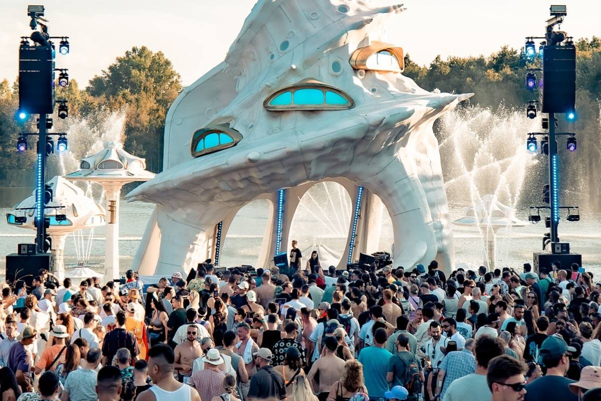Tragedia en Tomorrowland: Mujer fallece durante el festival