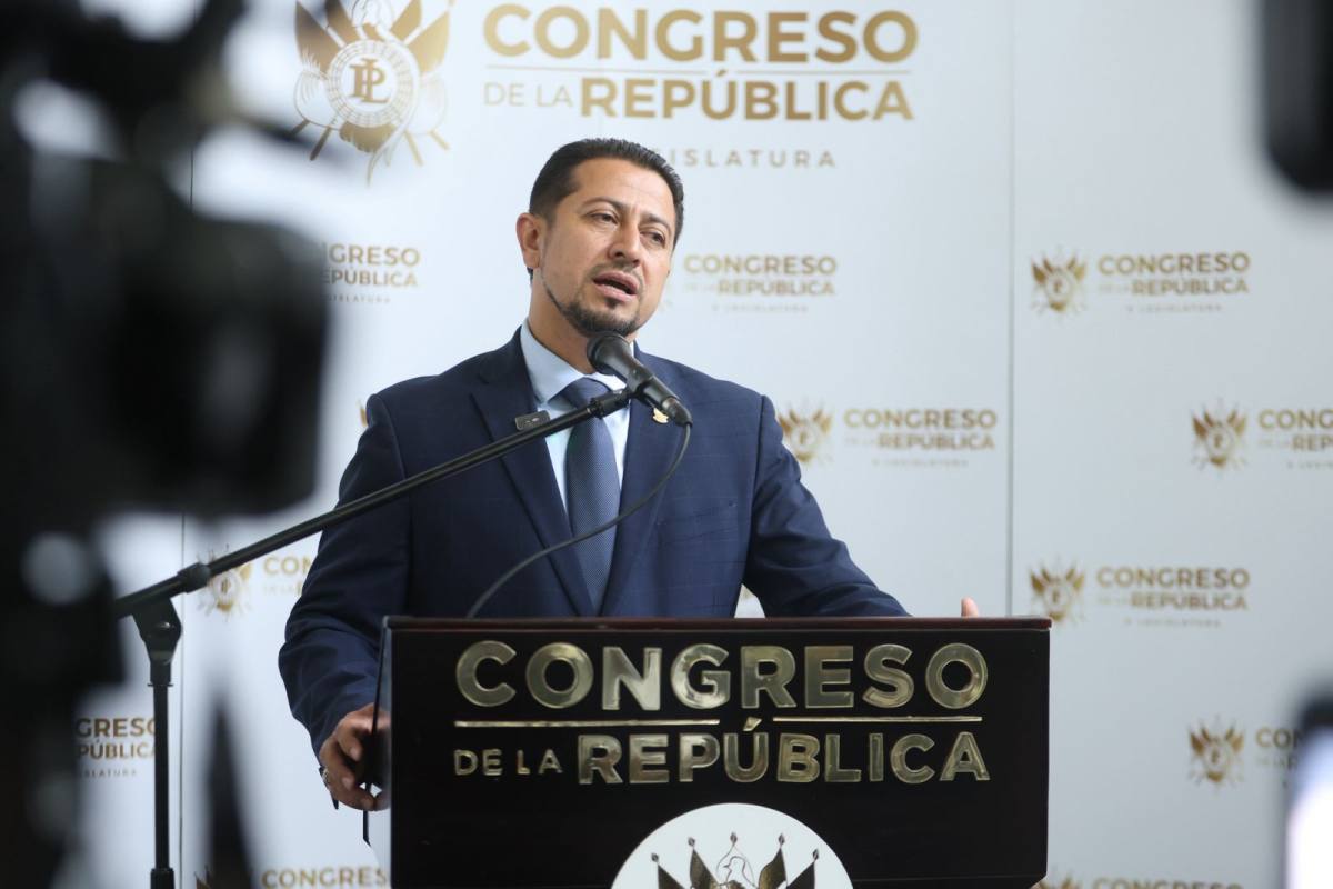 Presidente del Congreso respalda la Ley Antipandillas