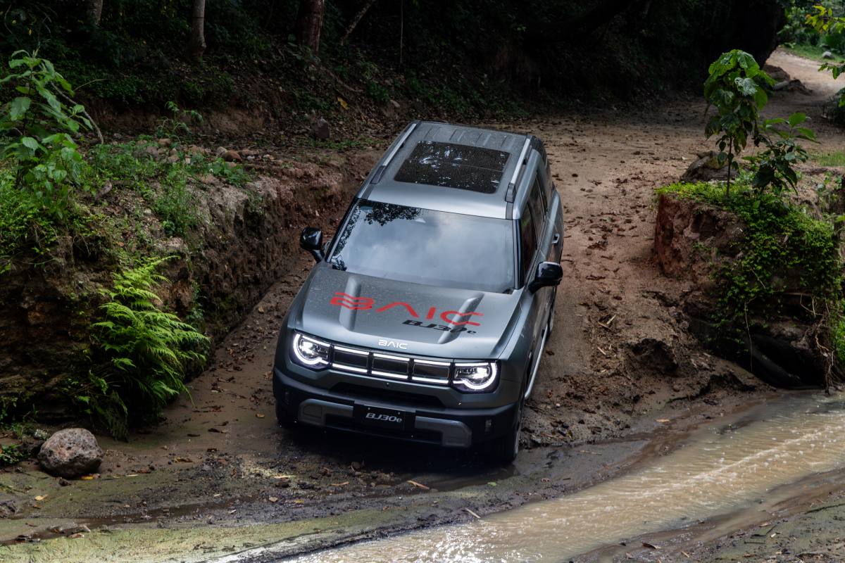Video: Prueba de manejo de la nueva BAIC BJ30e 4x4