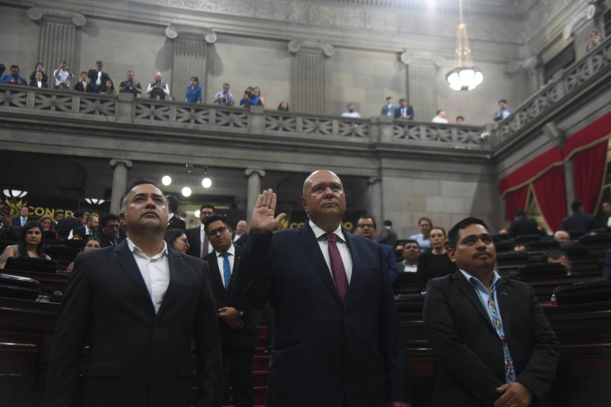 Diputado Blanco, nuevo primer secretario del Congreso